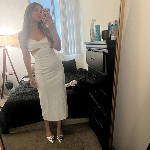 Zara | Dresses | Zara White Backless Dress | Poshmark